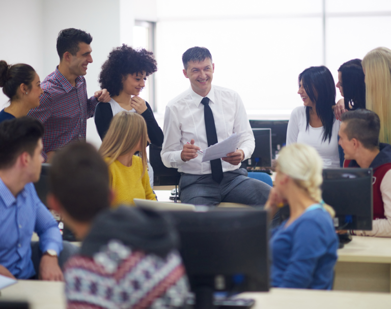 ¿Cómo enseñar y aprender a investigar desde la docencia? - AMIDI
